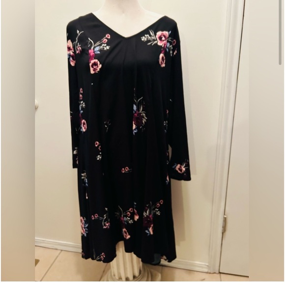 torrid | Dresses | 34 Slv Black Floral Skater Dress 2 82 2x Soft Jersey ...